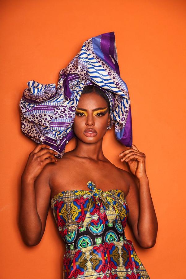 Express your Mood with a Duku Crown - African Prints in Fashion